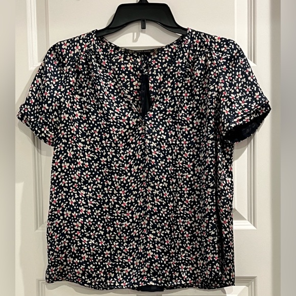 Zara | Tops | Zara Basic Floral Split Back Blouse | Poshmark